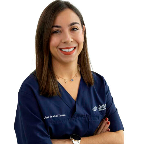 Dña. Ana Isabel Torres | Clínica Dr. Tirado